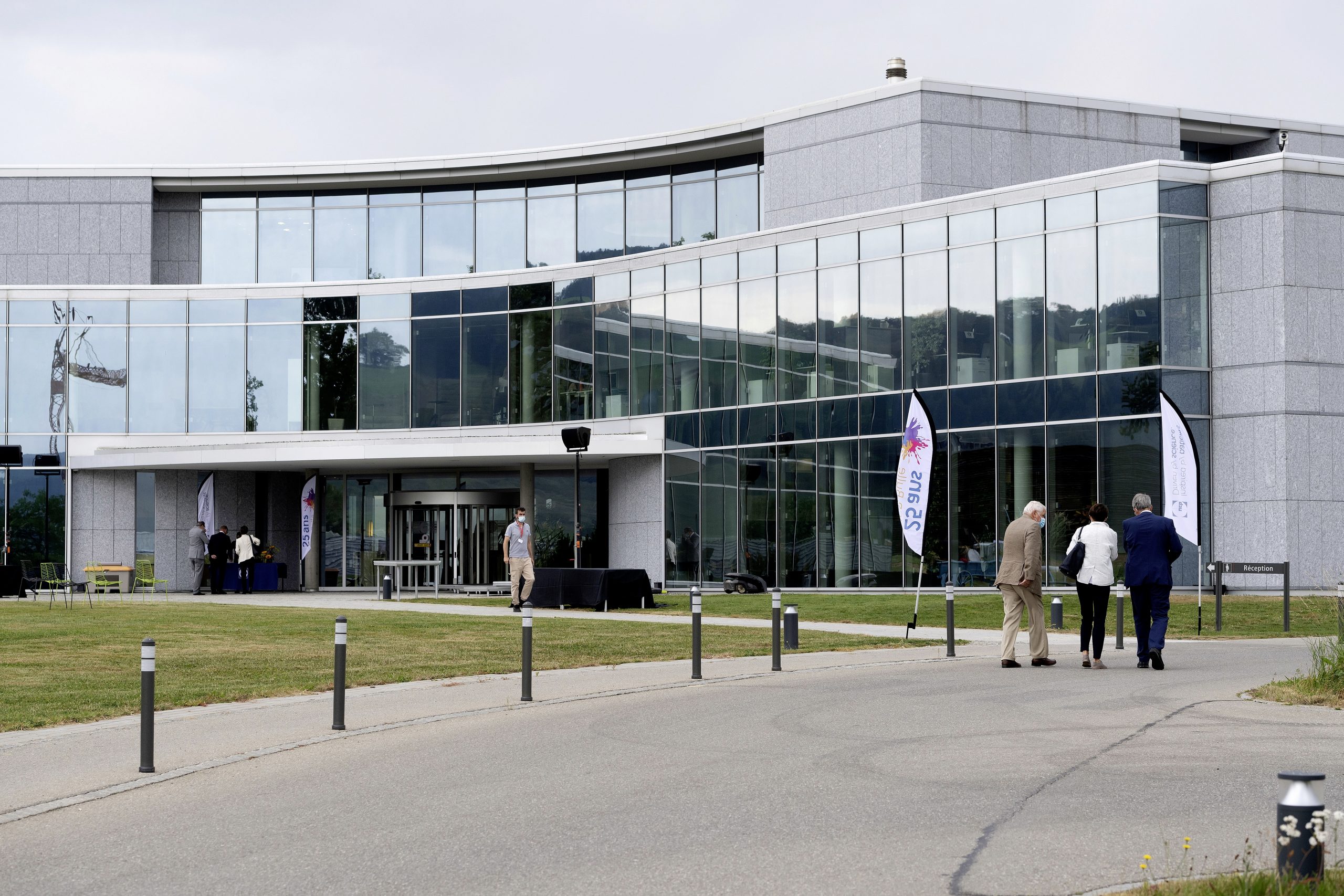 UCB steht seit 25 Jahren für Biopharma-Hightech im Greyerzerland ...