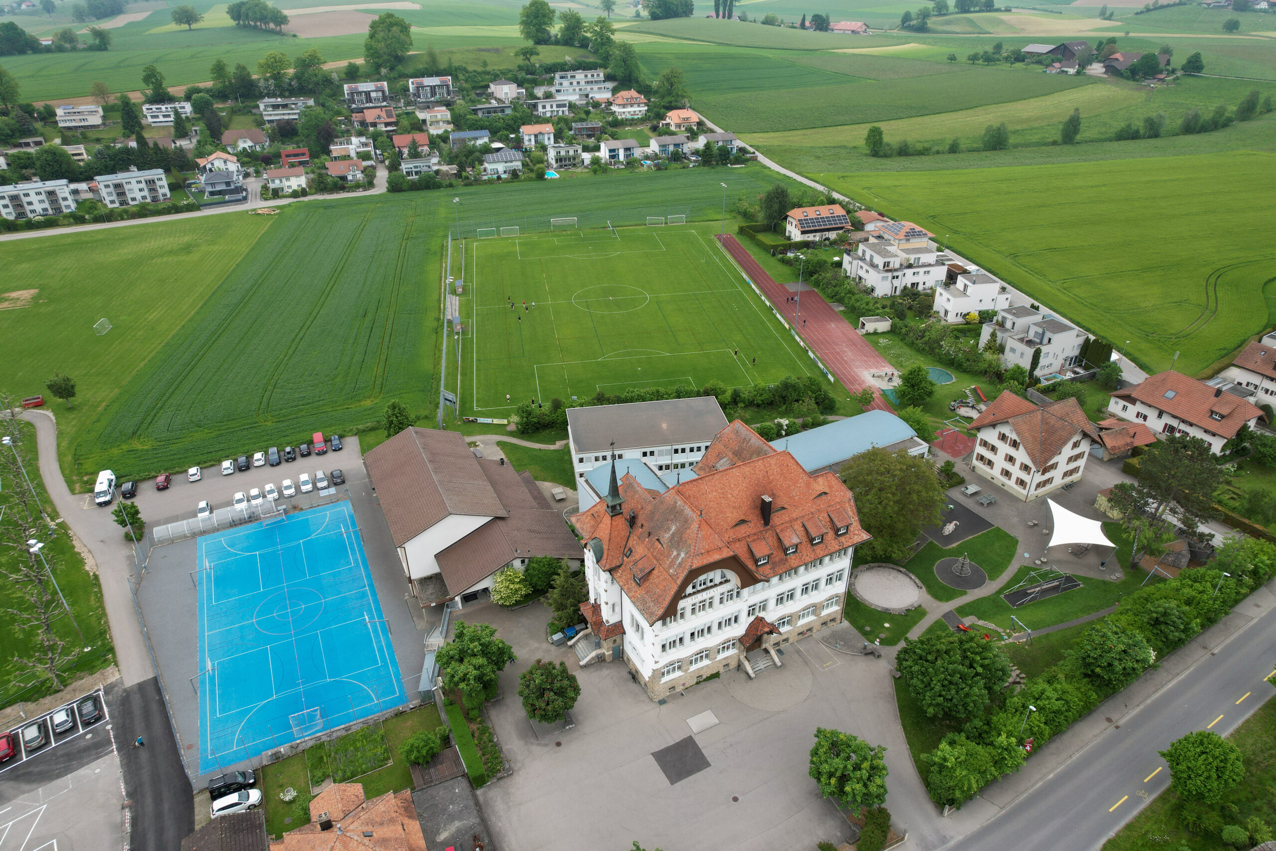 Schulraum, Turnhalle, Parkhaus: Tafers wächst und plant neue Infrastrukturen - Freiburger ...