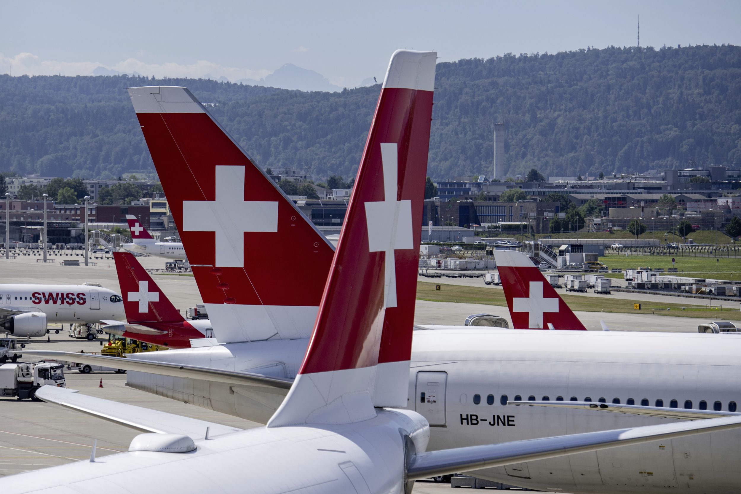 Flugscham oder nicht? Experten sind skeptisch gegenüber klimaneutralem ...