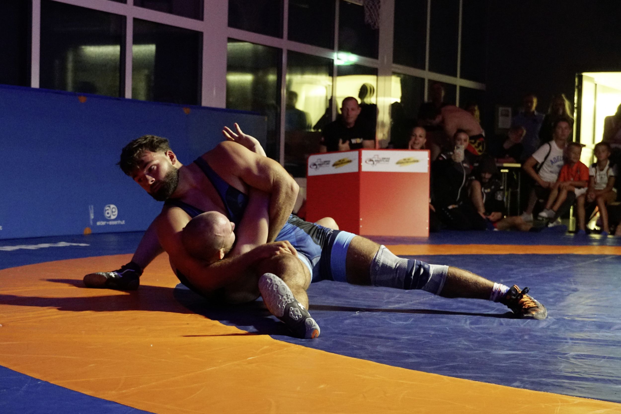 Der Sensler Ringer Jan Faller ist mit Einsiedeln auf Medaillenjagd ...