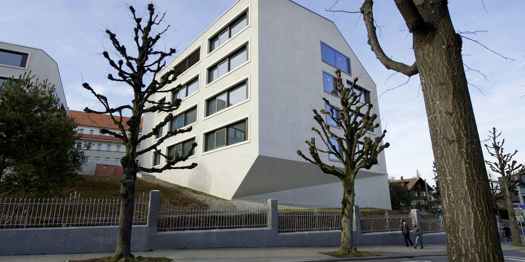 «Shamone»: Michael-Jackson-Konzert am Kollegium Gambach in Freiburg ...